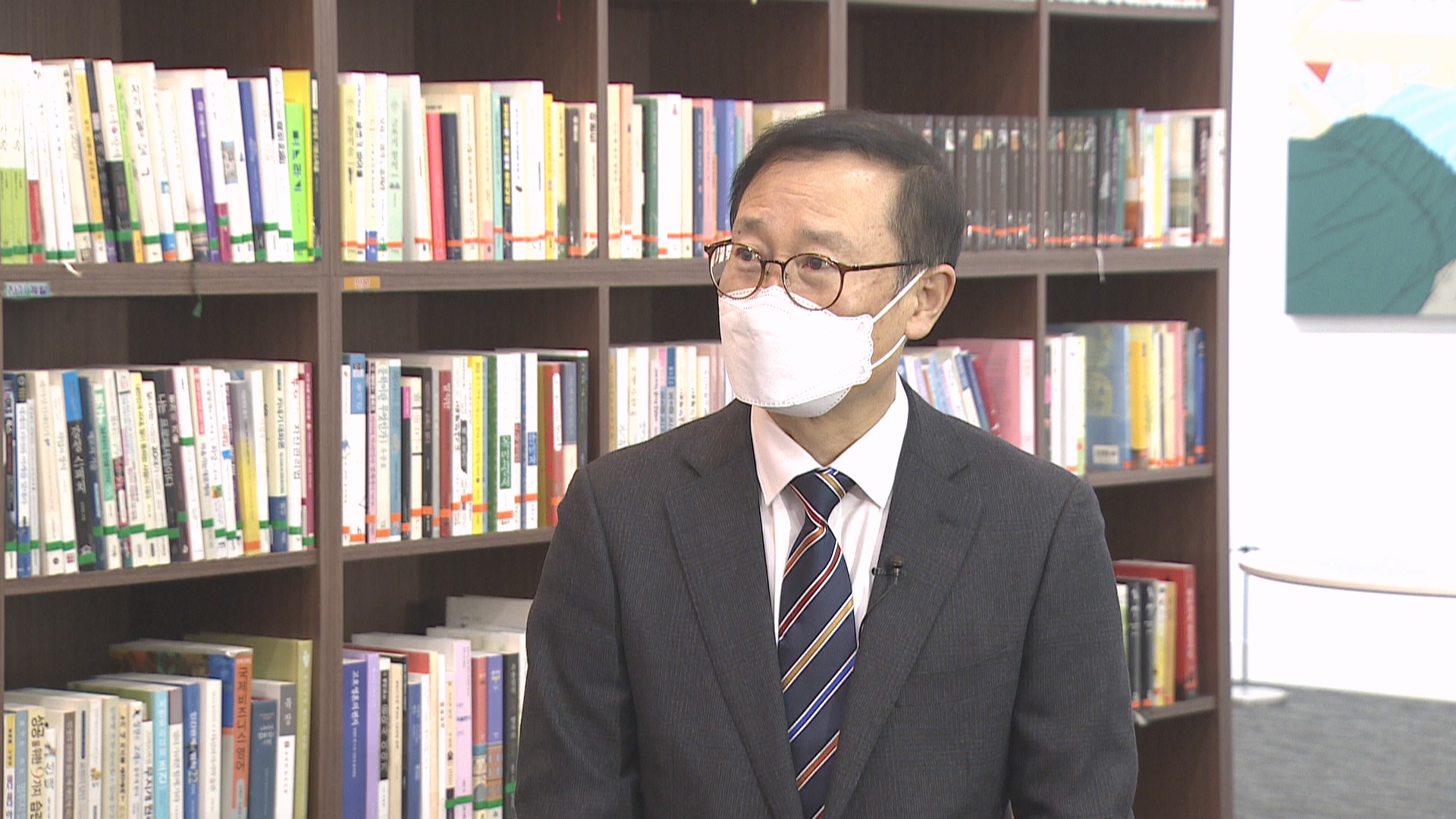 '여론조사 배제' 홍영표, 친문 집단행동 예고